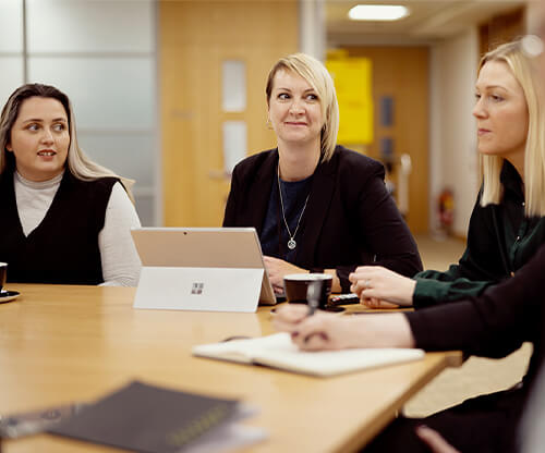 Paralegal Apprenticeships | Clifford Chance
